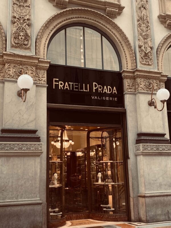The history of Prada - Vintasje
